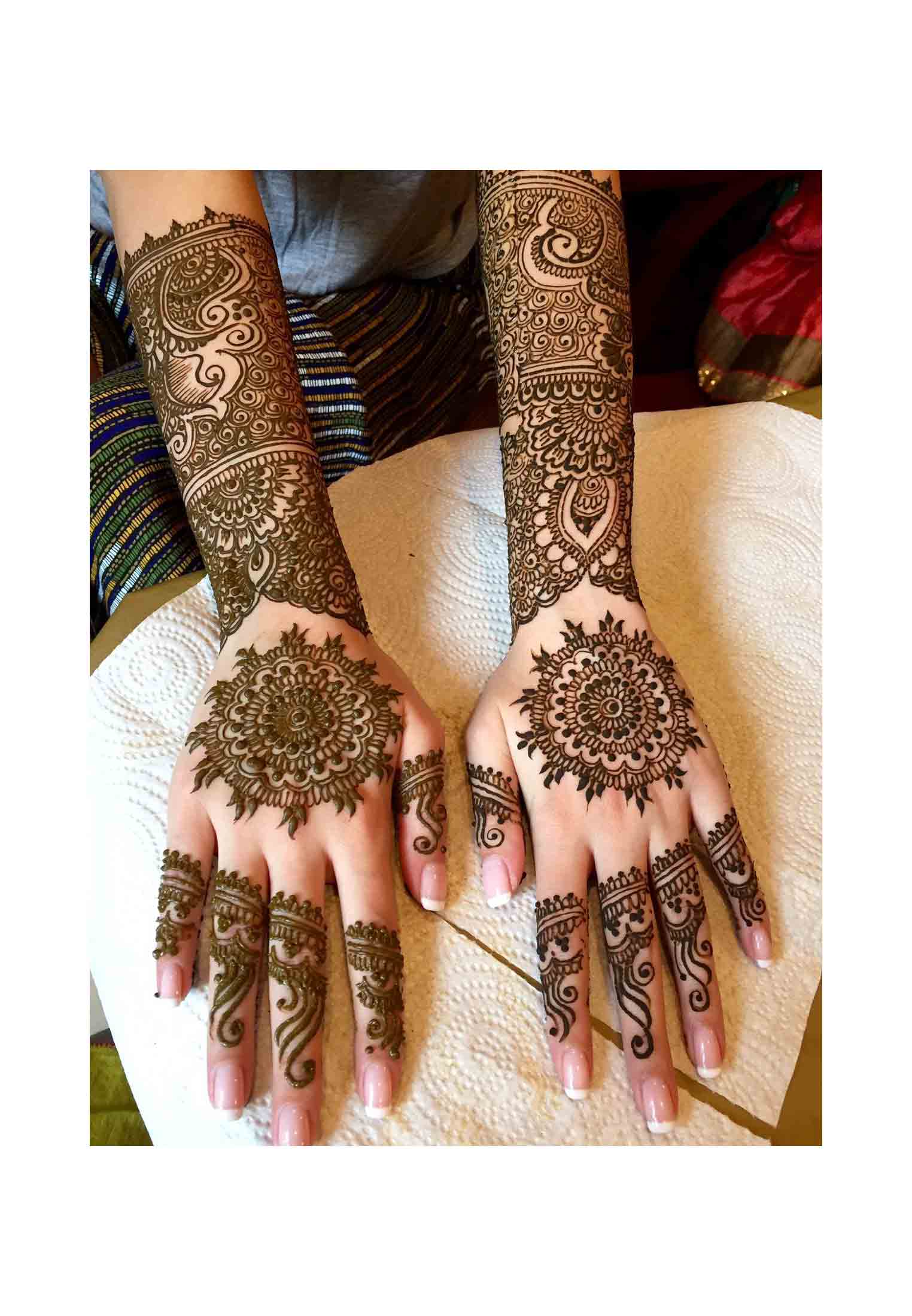 Biye Bazaar | Attractive bridal mehedi and facial package